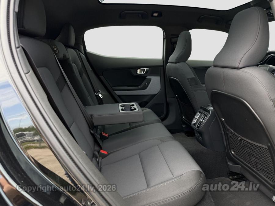 Melns Polestar 2 2020 Pērnava, ar dzinēja tilpumu 0.00 L un nobraukumu 105 tūkst. km par 27900 €, foto 7 vietnē AUTOMOTO.COM.LV