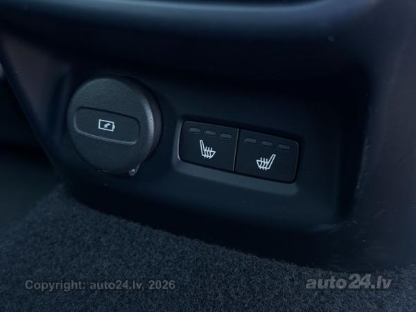 Black Polestar 2 2021 in Parnu, with an engine capacity of 0.00 L and mileage of 119 thousand km for 27900 €, photo 10 on AUTOMOTO.COM.LV