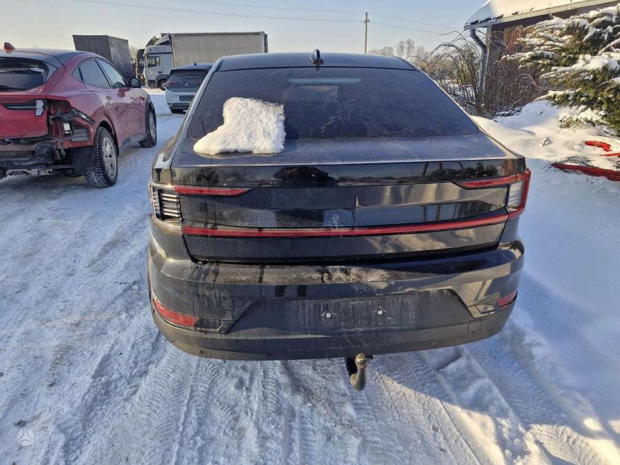 Черный Polestar 2 2023 в Мариямполе, объемом двигателя 0.00 л и пробегом 71 тыс. км за 14800 €, фото 6 на AUTOMOTO.COM.LV