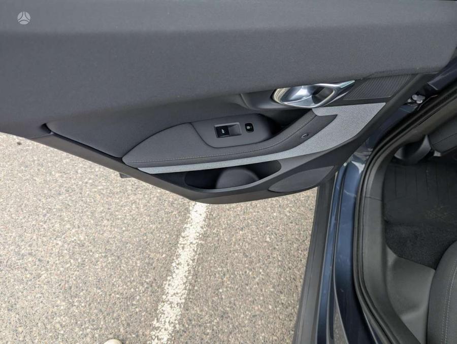 Синий Polestar 2 2020 в Каунас, объемом двигателя 0.00 л и пробегом 160 тыс. км за 22300 €, фото 18 на AUTOMOTO.COM.LV