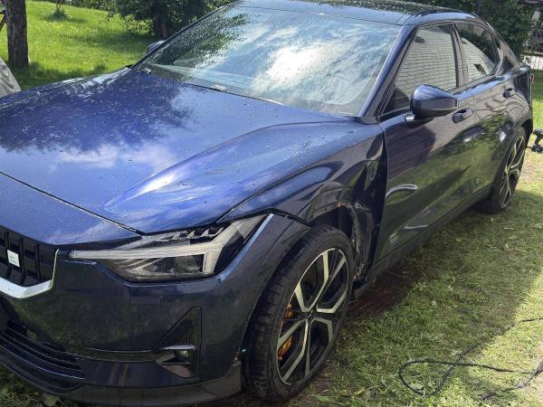 Blue Polestar 2 2021 in Panevezys, with an engine capacity of 0.00 L and mileage of 118 thousand km for 18300 €, photo 4 on AUTOMOTO.COM.LV