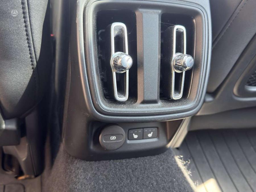 Zils Polestar 2 2021 Panevēža, ar dzinēja tilpumu 0.00 L un nobraukumu 118 tūkst. km par 18300 €, foto 24 vietnē AUTOMOTO.COM.LV