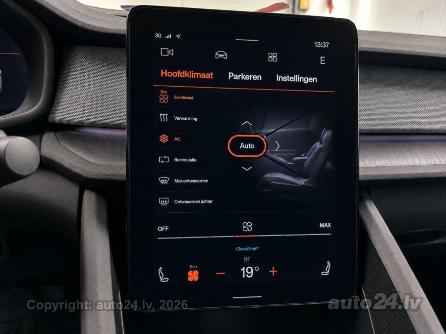 Синий Polestar 2 2021 в Таллин, объемом двигателя 0.00 л и пробегом 90 тыс. км за 32000 €, фото 7 на AUTOMOTO.COM.LV