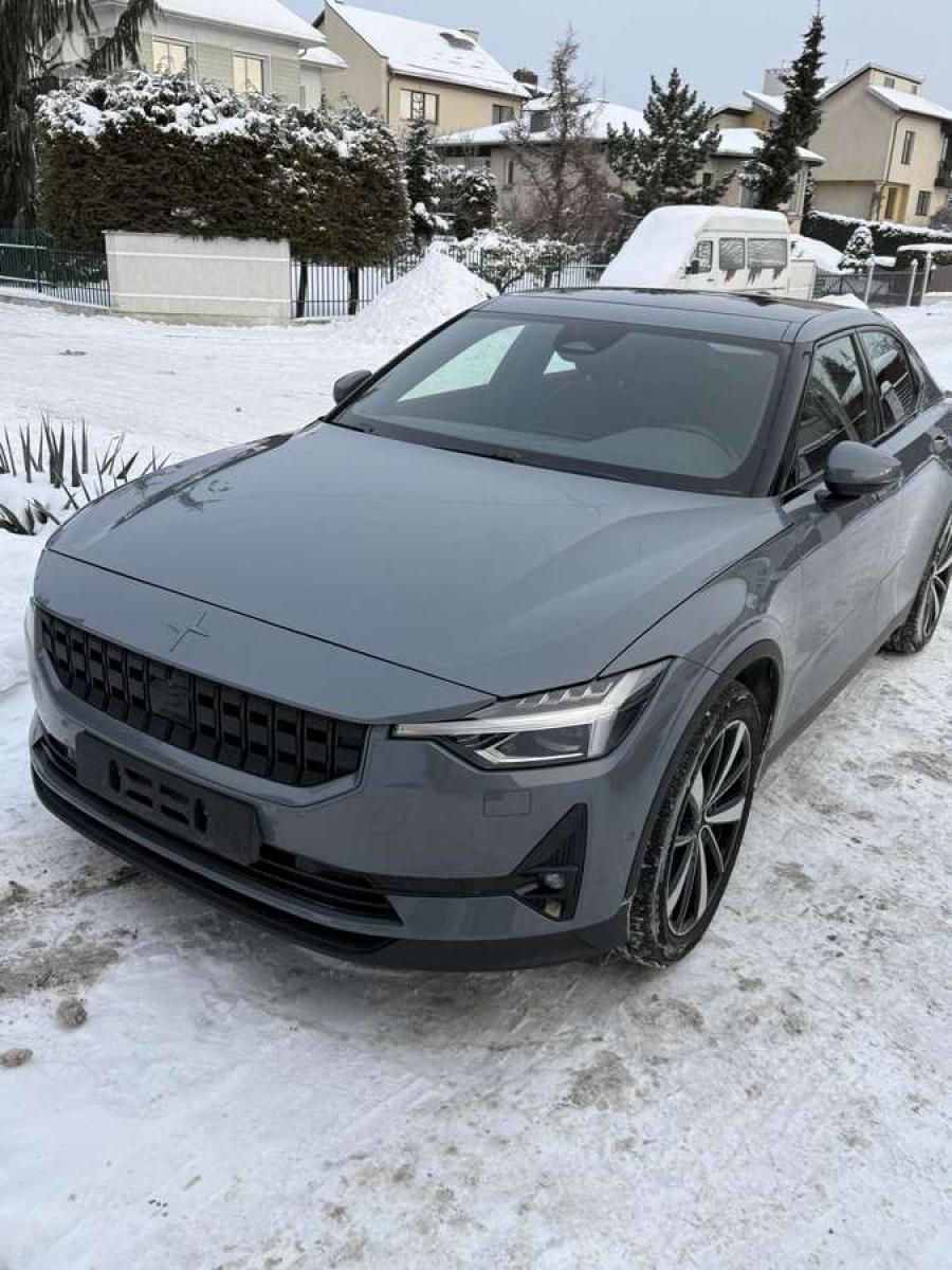 Grey Polestar 2 2020 in Kaunas, with an engine capacity of 0.00 L and mileage of 99 thousand km for 19900 €, photo 1 on AUTOMOTO.COM.LV