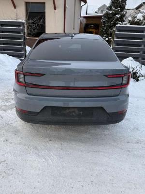 Grey Polestar 2 2020 in Kaunas, with an engine capacity of 0.00 L and mileage of 99 thousand km for 19900 €, photo 4 on AUTOMOTO.COM.LV