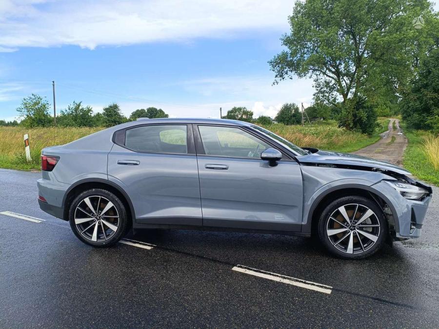 Pelēks Polestar 2 2021 Elektrėnai, ar dzinēja tilpumu 0.00 L un nobraukumu 53 tūkst. km par 13850 €, foto 6 vietnē AUTOMOTO.COM.LV