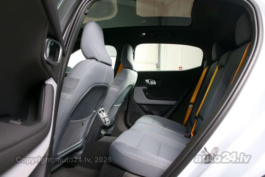 Grey Polestar 2 2023 in Parnu, with an engine capacity of 0.00 L and mileage of 56 thousand km for 42990 €, photo 13 on AUTOMOTO.COM.LV