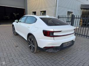 White Polestar 2 2020 in Kaunas, with an engine capacity of 0.00 L and mileage of 120 thousand km for 15999 €, photo 3 on AUTOMOTO.COM.LV