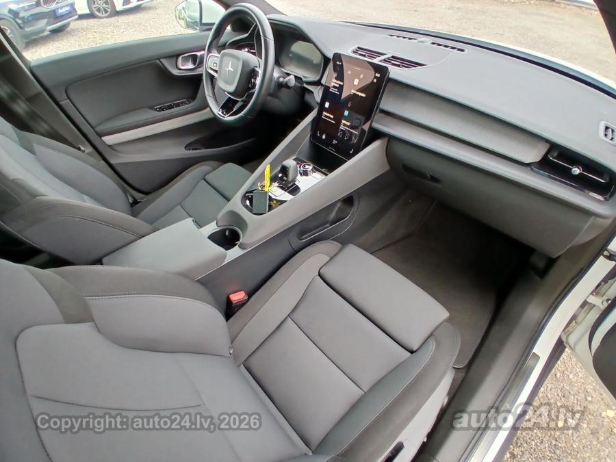 White Polestar 2 2020 in Tartu, with an engine capacity of 0.00 L and mileage of 189 thousand km for 24900 €, photo 18 on AUTOMOTO.COM.LV