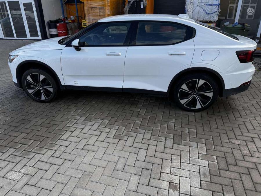 Белый Polestar 2 2023 в Каунас, объемом двигателя 0.00 л и пробегом 98 тыс. км за 17545 €, фото 4 на AUTOMOTO.COM.LV