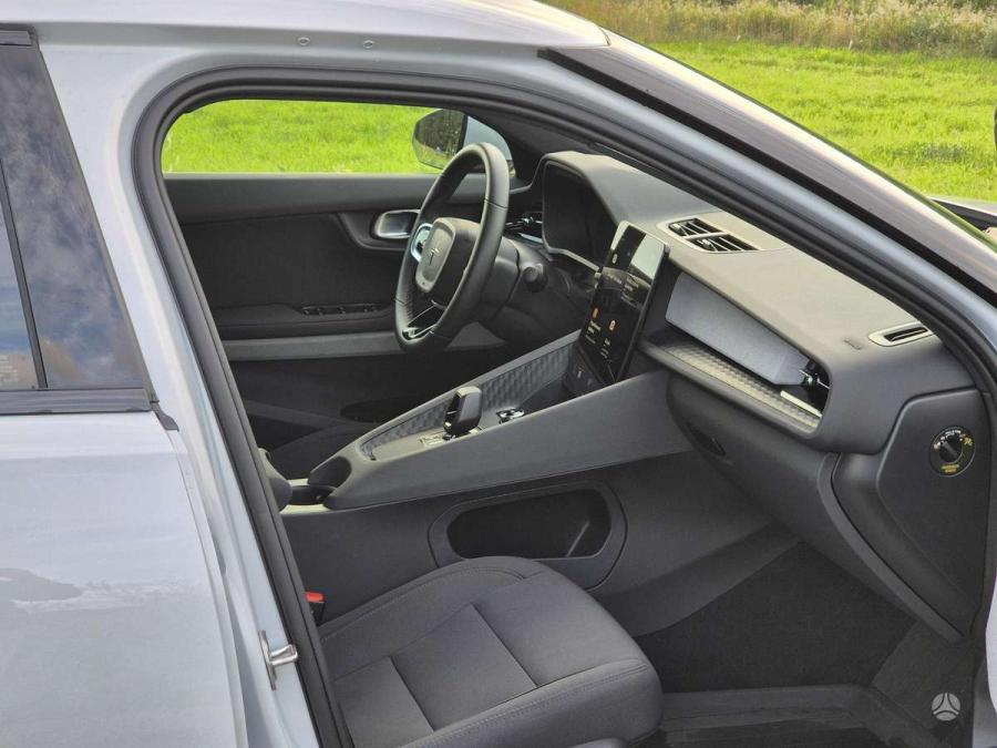 Balts Polestar 2 2024 Kauņa, ar dzinēja tilpumu 0.00 L un nobraukumu 42 tūkst. km par 29000 €, foto 20 vietnē AUTOMOTO.COM.LV