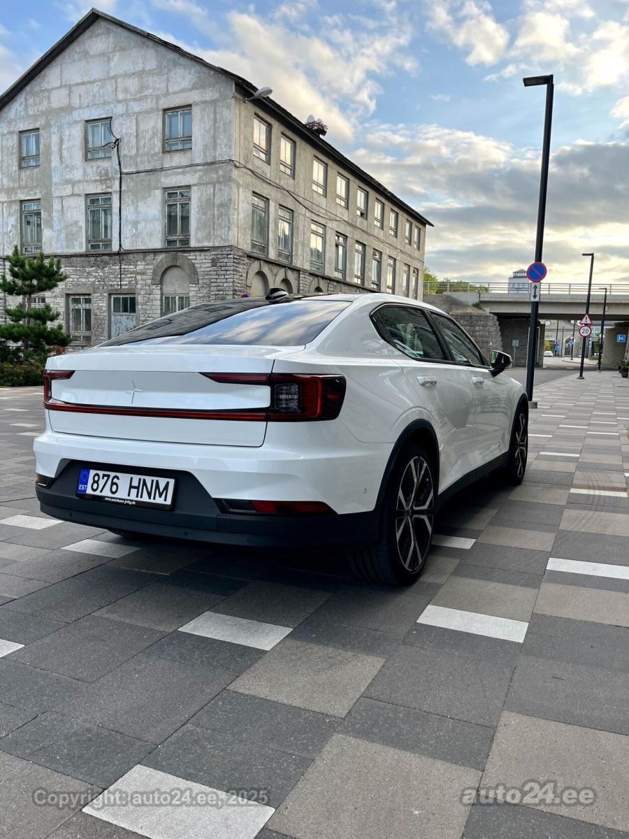 White Polestar 2 2021 in Tallinn, with an engine capacity of 0.00 L and mileage of 140 thousand km for 27490 €, photo 4 on AUTOMOTO.COM.LV