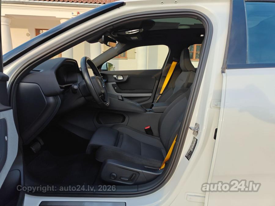 Balts Polestar 2 2021 Tartu, ar dzinēja tilpumu 0.00 L un nobraukumu 88 tūkst. km par 25999 €, foto 8 vietnē AUTOMOTO.COM.LV