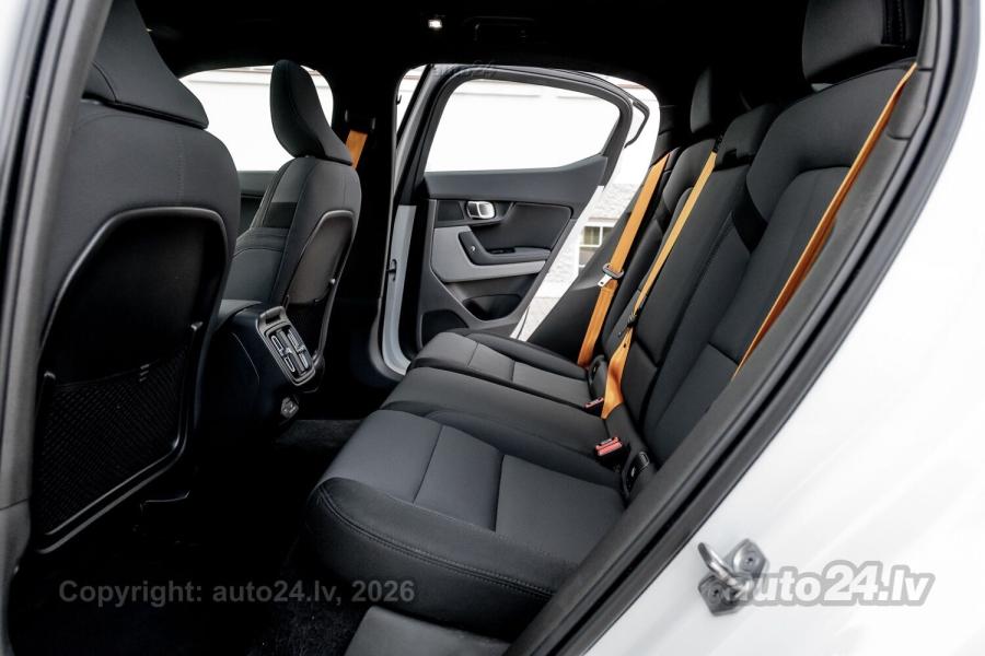 Белый Polestar 2 2021 в Пярну, объемом двигателя 0.00 л и пробегом 85 тыс. км за 26900 €, фото 16 на AUTOMOTO.COM.LV