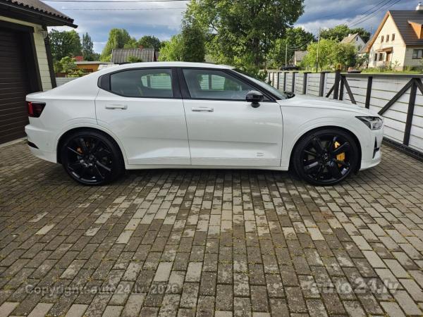 Polestar 2 2023 в Таллин на AUTOMOTO.COM.LV Белый Polestar 2 2023 в Таллин, объемом двигателя 0.00 л и пробегом 88 тыс. км за 41990 €, фото 4 на AUTOMOTO.COM.LV