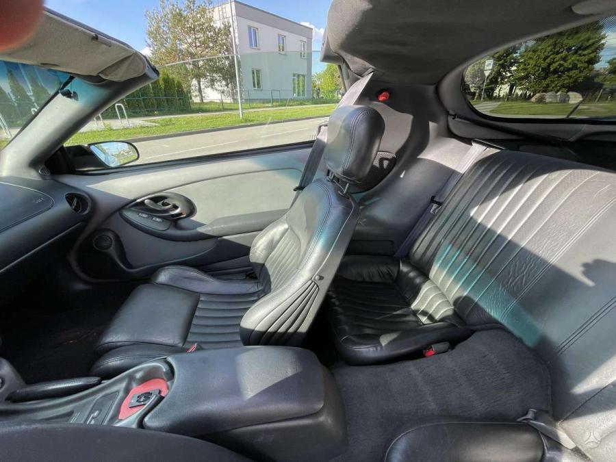 Black Pontiac Firebird 1994 in Vilnius, with an engine capacity of 3.35 L and mileage of 235 thousand km for 6299 €, photo 19 on AUTOMOTO.COM.LV