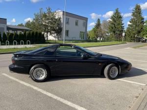 Melns Pontiac Firebird 1994 Viļņa, ar dzinēja tilpumu 3.35 L un nobraukumu 235 tūkst. km par 6299 €, foto 12 vietnē AUTOMOTO.COM.LV