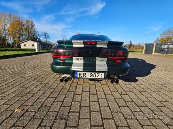 Pontiac Firebird 1997 Rīga, ar dzinēja tilpumu 3.80 L un nobraukumu 175 tūkst. km par 4700 €, foto 3 vietnē AUTOMOTO.COM.LV