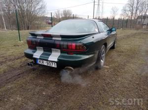 Green Pontiac Firebird 1997 in Talsi, with an engine capacity of 3.80 L and mileage of 0 thousand km for 6700 €, photo 10 on AUTOMOTO.COM.LV