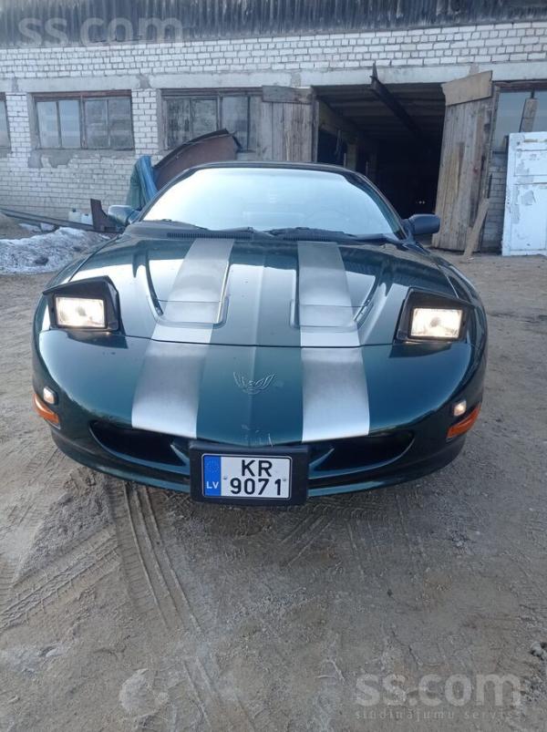 Green Pontiac Firebird 1997 in Talsi, with an engine capacity of 3.80 L and mileage of 0 thousand km for 5999 €, photo 7 on AUTOMOTO.COM.LV