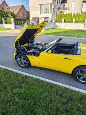 Dzeltens Pontiac Solstice 2008 Panevēža, ar dzinēja tilpumu 2.00 L un nobraukumu 55 tūkst. km par 8800 €, foto 13 vietnē AUTOMOTO.COM.LV