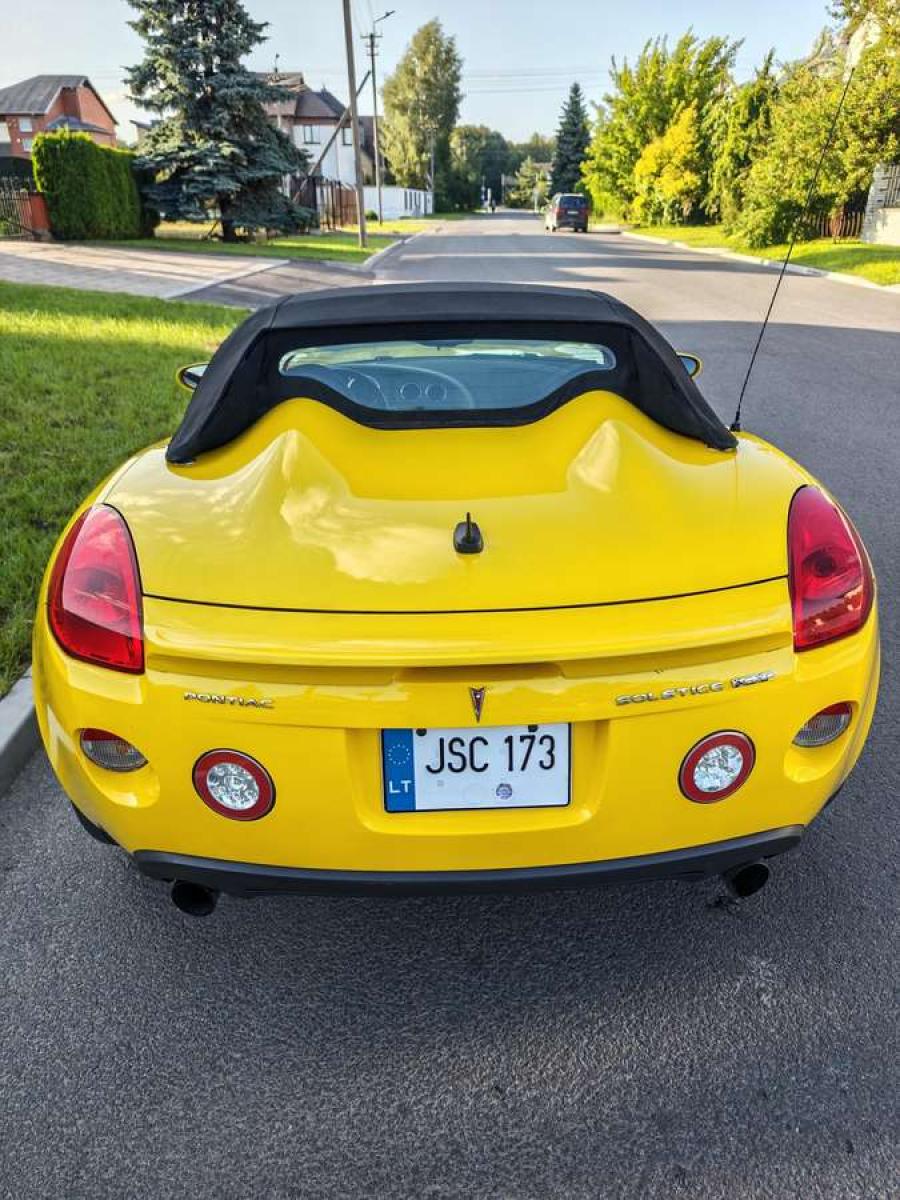 Dzeltens Pontiac Solstice 2008 Panevēža, ar dzinēja tilpumu 2.00 L un nobraukumu 55 tūkst. km par 8800 €, foto 16 vietnē AUTOMOTO.COM.LV