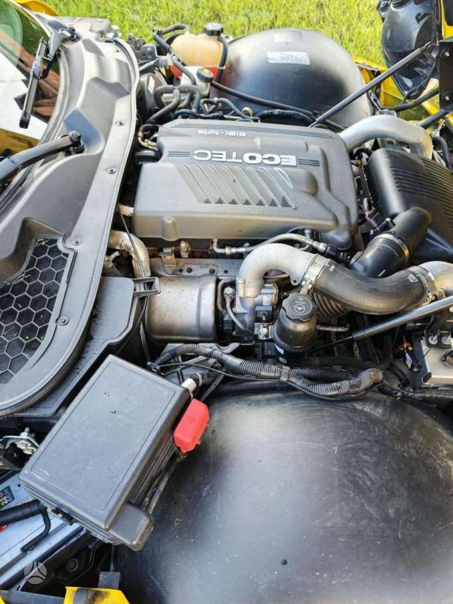 Dzeltens Pontiac Solstice 2008 Panevēža, ar dzinēja tilpumu 2.00 L un nobraukumu 55 tūkst. km par 8800 €, foto 21 vietnē AUTOMOTO.COM.LV
