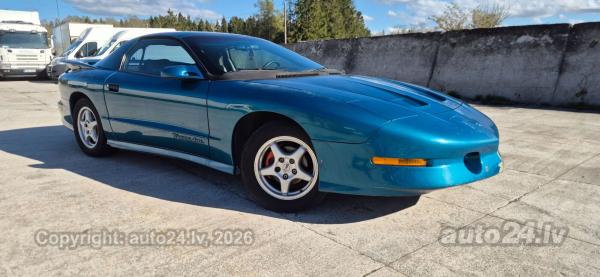 Zaļš Pontiac Trans Am 1993 Tallina, ar dzinēja tilpumu 5.70 L un nobraukumu 223 tūkst. km par 8800 €, foto 1 vietnē AUTOMOTO.COM.LV
