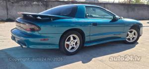 Zaļš Pontiac Trans Am 1993 Tallina, ar dzinēja tilpumu 5.70 L un nobraukumu 223 tūkst. km par 8800 €, foto 4 vietnē AUTOMOTO.COM.LV