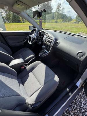 Pelēks Pontiac Vibe 2007 Viļņa, ar dzinēja tilpumu 1.80 L un nobraukumu 270 tūkst. km par 750 €, foto 24 vietnē AUTOMOTO.COM.LV