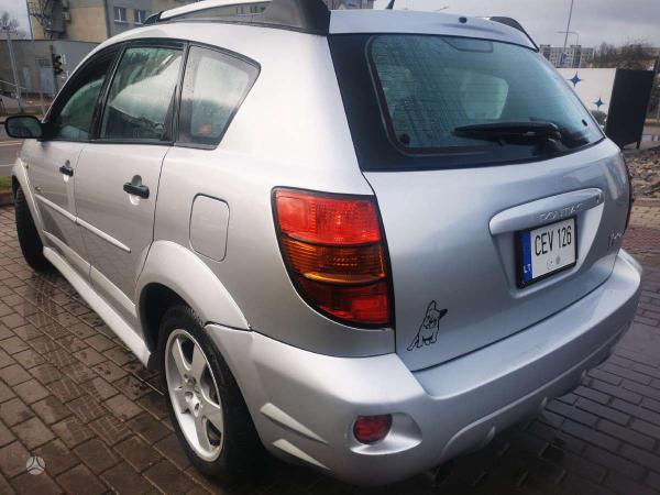 Pelēks Pontiac Vibe 2006 Viļņa, ar dzinēja tilpumu 1.80 L un nobraukumu 105 tūkst. km par 2600 €, foto 2 vietnē AUTOMOTO.COM.LV