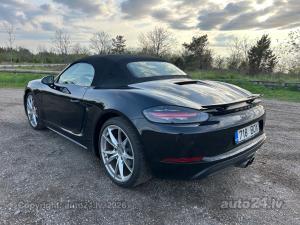 Melns Porsche 718 2017 Tallina, ar dzinēja tilpumu 2.50 L un nobraukumu 40 tūkst. km par 72900 €, foto 6 vietnē AUTOMOTO.COM.LV