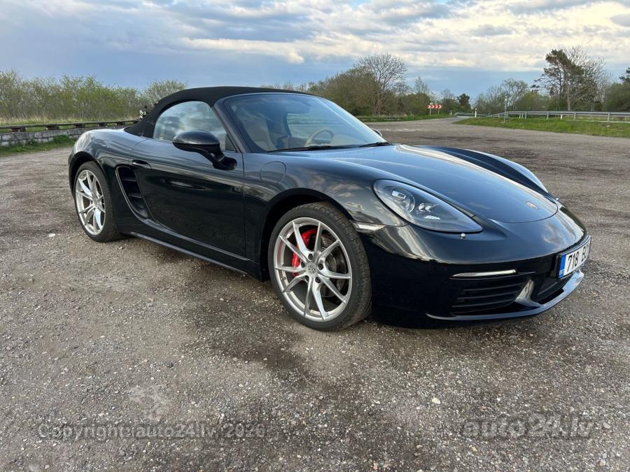 Melns Porsche 718 2017 Tallina, ar dzinēja tilpumu 2.50 L un nobraukumu 40 tūkst. km par 72900 €, foto 16 vietnē AUTOMOTO.COM.LV