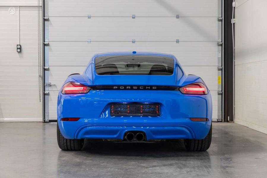 Blue Porsche 718 2023 in Vilnius, with an engine capacity of 2.00 L and mileage of 14 thousand km for 60000 €, photo 3 on AUTOMOTO.COM.LV