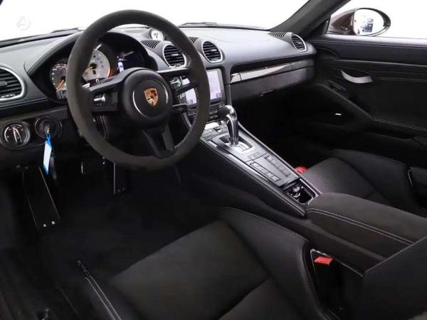 Brūns Porsche 718 2022 Viļņa, ar dzinēja tilpumu 0.00 L un nobraukumu 895 tūkst. km par 116600 €, foto 8 vietnē AUTOMOTO.COM.LV