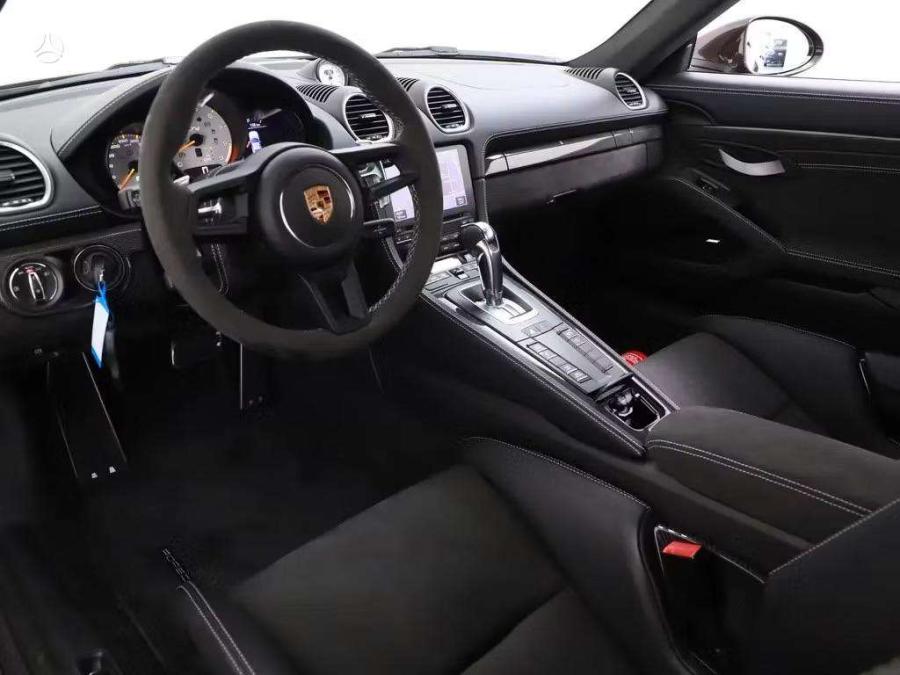 Brūns Porsche 718 2022 Viļņa, ar dzinēja tilpumu 0.00 L un nobraukumu 895 tūkst. km par 116600 €, foto 9 vietnē AUTOMOTO.COM.LV