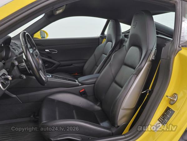 Porsche 718 2018 Tallina, ar dzinēja tilpumu 2.00 L un nobraukumu 45 tūkst. km par 60000 €, foto 10 vietnē AUTOMOTO.COM.LV