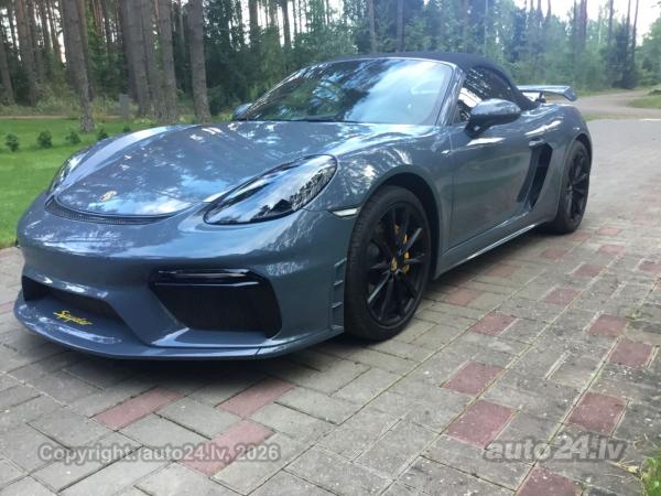 Pelēks Porsche 718 2017 Tartu, ar dzinēja tilpumu 2.00 L un nobraukumu 75 tūkst. km par 57500 €, foto  vietnē AUTOMOTO.COM.LV