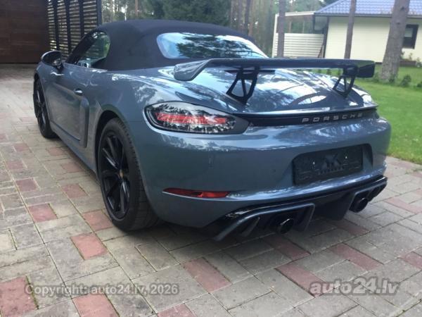 Pelēks Porsche 718 2017 Tartu, ar dzinēja tilpumu 2.00 L un nobraukumu 75 tūkst. km par 57500 €, foto 4 vietnē AUTOMOTO.COM.LV