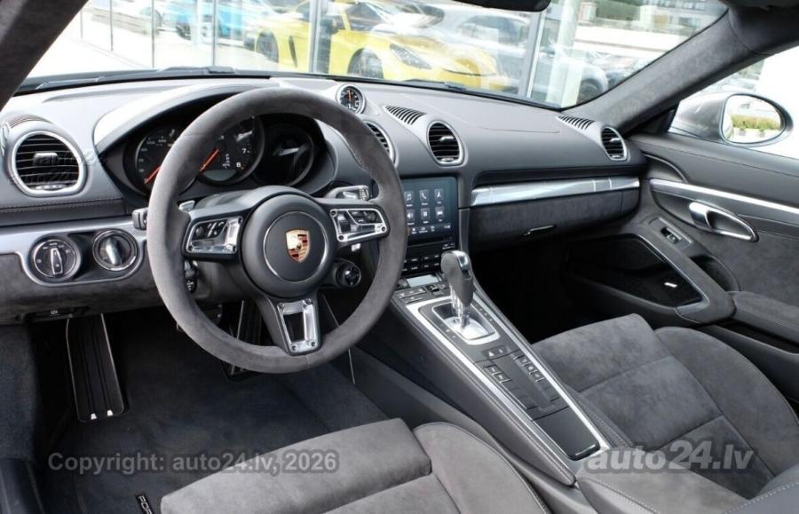 Grey Porsche 718 2020 in Tallinn, with an engine capacity of 2.50 L and mileage of 60 thousand km for 69000 €, photo 12 on AUTOMOTO.COM.LV