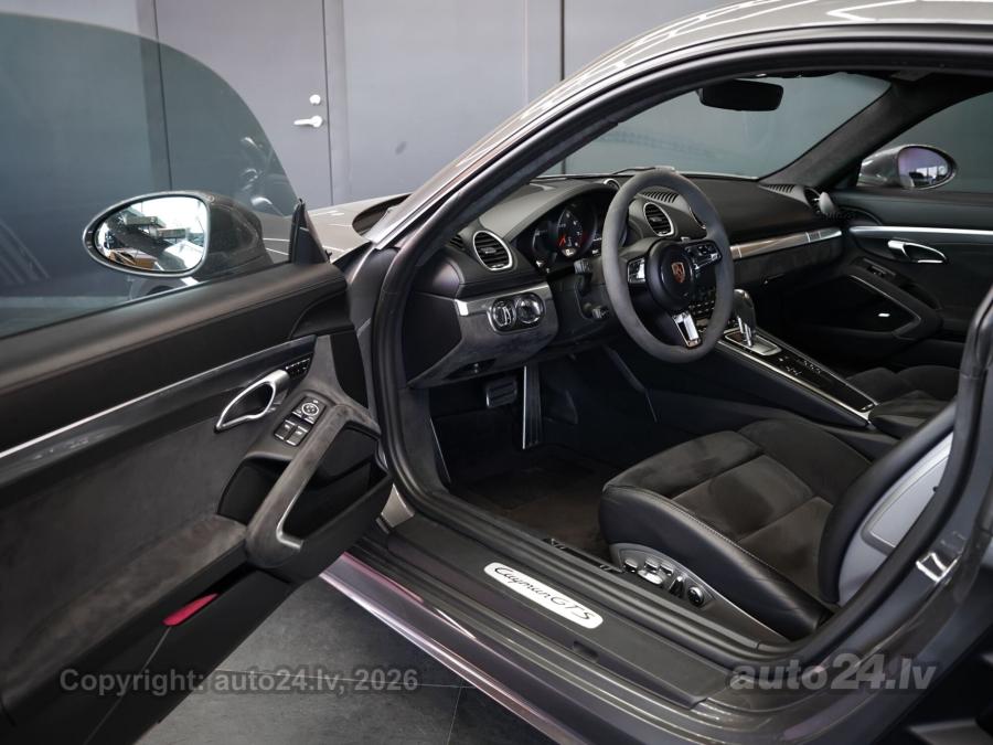 Серый Порше 718 2020 в Таллин, объемом двигателя 2.50 л и пробегом 61 тыс. км за 73900 €, фото 6 на AUTOMOTO.COM.LV