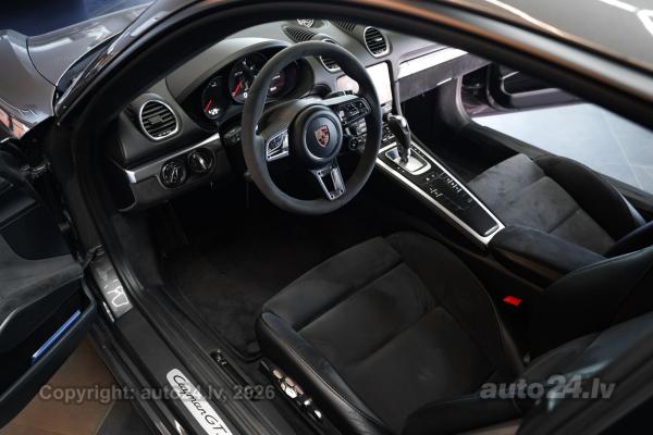 Grey Porsche 718 2020 in Tallinn, with an engine capacity of 2.50 L and mileage of 61 thousand km for 73900 €, photo 8 on AUTOMOTO.COM.LV