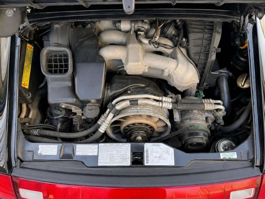 Melns Porsche 911 1998 Viļņa, ar dzinēja tilpumu 3.60 L un nobraukumu 78 tūkst. km par 75999 €, foto 12 vietnē AUTOMOTO.COM.LV
