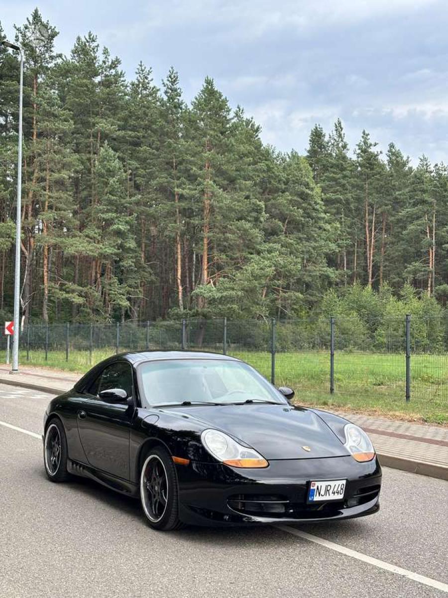 Black Porsche 911 1999 in Vilnius, with an engine capacity of 3.39 L and mileage of 116 thousand km for 24999 €, photo 4 on AUTOMOTO.COM.LV