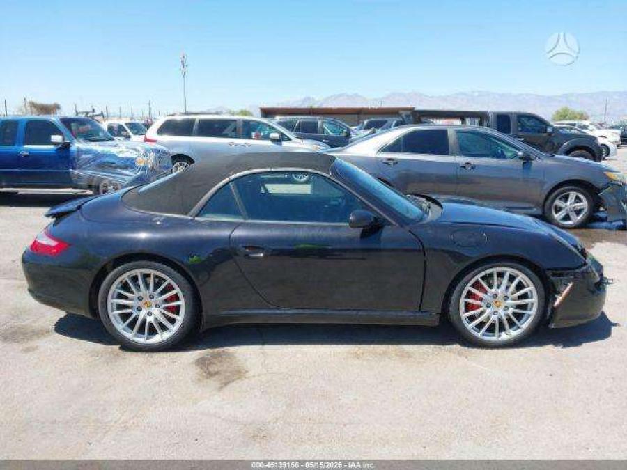 Black Porsche 911 2006 in Klaipeda, with an engine capacity of 3.80 L and mileage of 48 thousand km for 17100 €, photo 15 on AUTOMOTO.COM.LV