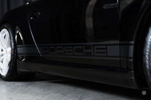 Melns Porsche 911 2006 Viļņa, ar dzinēja tilpumu 3.82 L un nobraukumu 68 tūkst. km par 42999 €, foto 11 vietnē AUTOMOTO.COM.LV