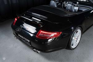Melns Porsche 911 2006 Viļņa, ar dzinēja tilpumu 3.82 L un nobraukumu 68 tūkst. km par 42999 €, foto 13 vietnē AUTOMOTO.COM.LV