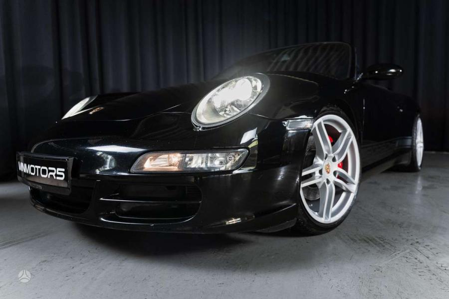 Melns Porsche 911 2006 Viļņa, ar dzinēja tilpumu 3.82 L un nobraukumu 68 tūkst. km par 42999 €, foto 15 vietnē AUTOMOTO.COM.LV