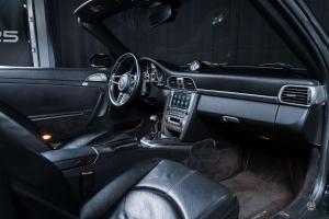 Melns Porsche 911 2006 Viļņa, ar dzinēja tilpumu 3.82 L un nobraukumu 68 tūkst. km par 42999 €, foto 32 vietnē AUTOMOTO.COM.LV