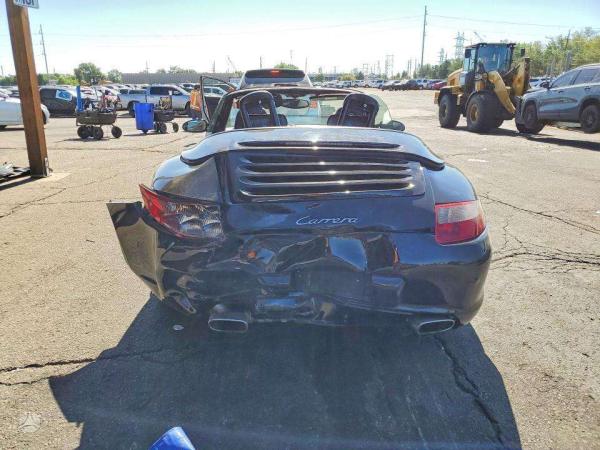 Black Porsche 911 2007 in Klaipeda, with an engine capacity of 3.60 L and mileage of 83 thousand km for 18500 €, photo 7 on AUTOMOTO.COM.LV